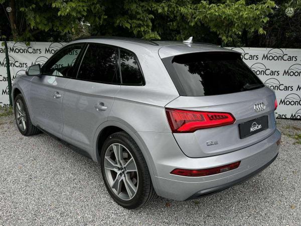 Grey Audi Q5 2019 in Vilnius, with an engine capacity of 1.98 L and mileage of 118 thousand km for 22300 €, photo 7 on AUTOMOTO.COM.LV