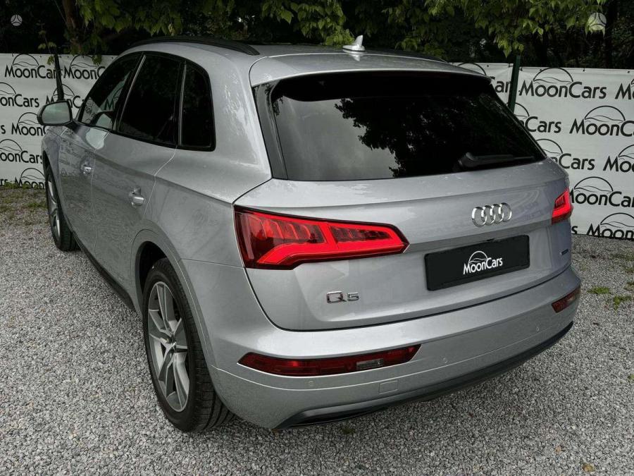 Grey Audi Q5 2019 in Vilnius, with an engine capacity of 1.98 L and mileage of 118 thousand km for 22300 €, photo 9 on AUTOMOTO.COM.LV