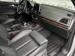 Grey Audi Q5 2019 in Vilnius, with an engine capacity of 1.98 L and mileage of 118 thousand km for 22300 €, photo 12 on AUTOMOTO.COM.LV
