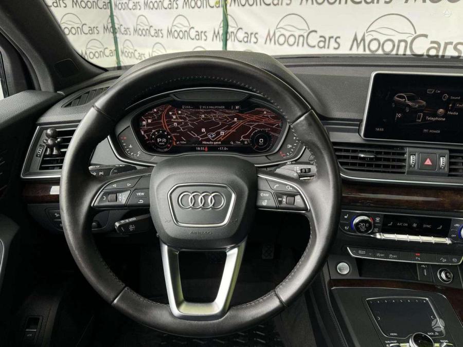 Grey Audi Q5 2019 in Vilnius, with an engine capacity of 1.98 L and mileage of 118 thousand km for 22300 €, photo 13 on AUTOMOTO.COM.LV