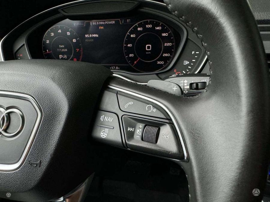 Grey Audi Q5 2019 in Vilnius, with an engine capacity of 1.98 L and mileage of 118 thousand km for 22300 €, photo 18 on AUTOMOTO.COM.LV