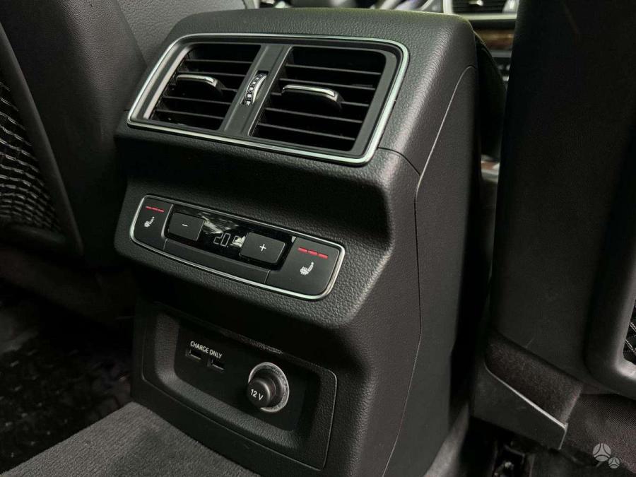 Grey Audi Q5 2019 in Vilnius, with an engine capacity of 1.98 L and mileage of 118 thousand km for 22300 €, photo 21 on AUTOMOTO.COM.LV