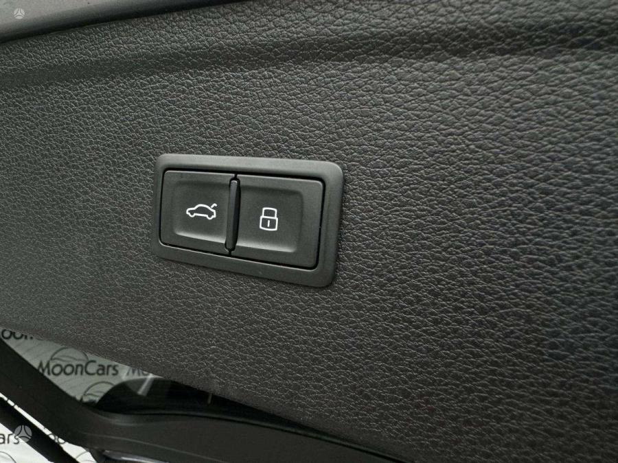 Grey Audi Q5 2019 in Vilnius, with an engine capacity of 1.98 L and mileage of 118 thousand km for 22300 €, photo 22 on AUTOMOTO.COM.LV