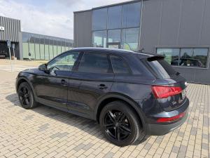 Pelēks Audi Q5 2019 Šauļi, ar dzinēja tilpumu 2.00 L un nobraukumu 379 tūkst. km par 13900 €, foto 3 vietnē AUTOMOTO.COM.LV