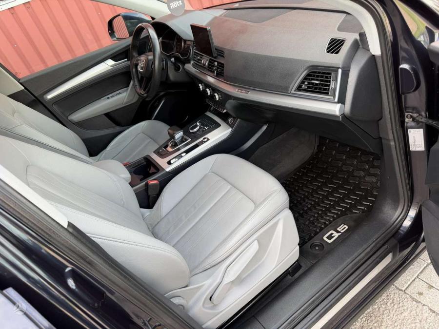 Pelēks Audi Q5 2019 Šauļi, ar dzinēja tilpumu 2.00 L un nobraukumu 379 tūkst. km par 13900 €, foto 10 vietnē AUTOMOTO.COM.LV