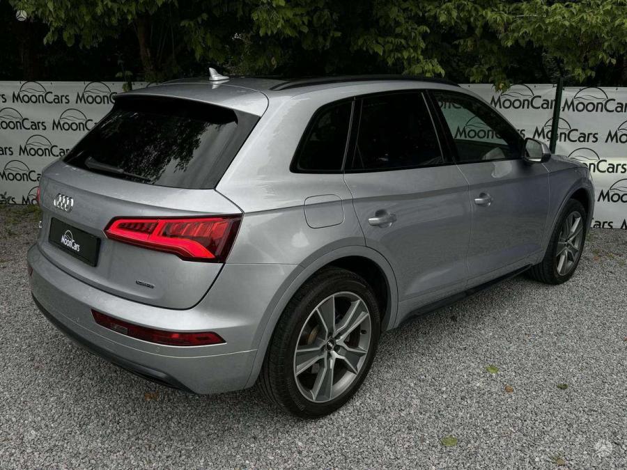 Pelēks Audi Q5 2019 Viļņa, ar dzinēja tilpumu 1.98 L un nobraukumu 118 tūkst. km par 22300 €, foto 6 vietnē AUTOMOTO.COM.LV