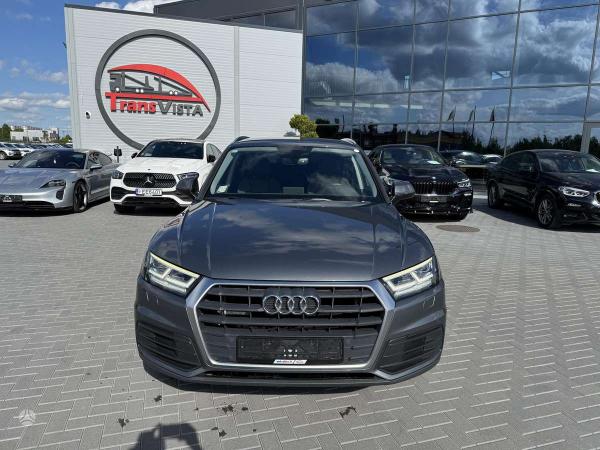Audi Q5 2019 in Telschi on AUTOMOTO.COM.LV Grey Audi Q5 2019 in Telschi, with an engine capacity of 1.97 L and mileage of 269 thousand km for 16999 €, photo 11 on AUTOMOTO.COM.LV