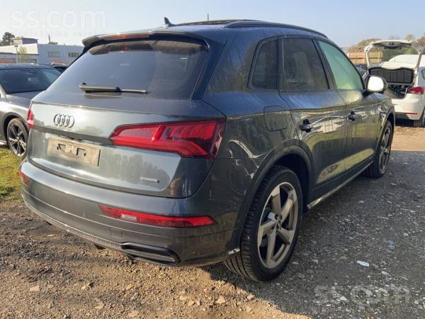 Ауди Ку 5 2019 в Тукумс на AUTOMOTO.COM.LV Серый Ауди Ку 5 2019 в Тукумс, объемом двигателя 2.00 л и пробегом 145 тыс. км за 26990 €, фото 4 на AUTOMOTO.COM.LV