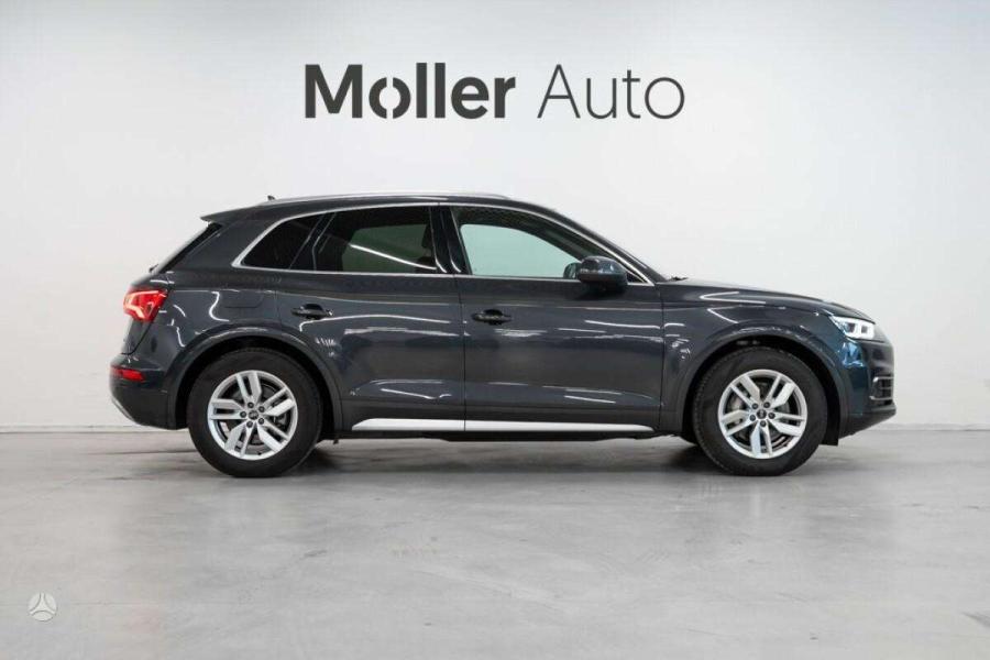 Pelēks Audi Q5 2020 Viļņa, ar dzinēja tilpumu 2.00 L un nobraukumu 110 tūkst. km par 28250 €, foto 4 vietnē AUTOMOTO.COM.LV