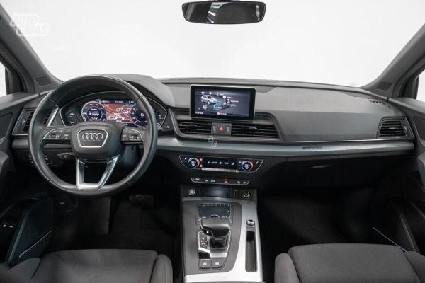 Grey Audi Q5 2020 in Vilnius, with an engine capacity of 2.00 L and mileage of 110 thousand km for 28250 €, photo 10 on AUTOMOTO.COM.LV