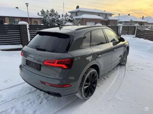 Grey Audi Q5 2020 in Klaipeda, with an engine capacity of 1.97 L and mileage of 98 thousand km for 30450 €, photo 3 on AUTOMOTO.COM.LV