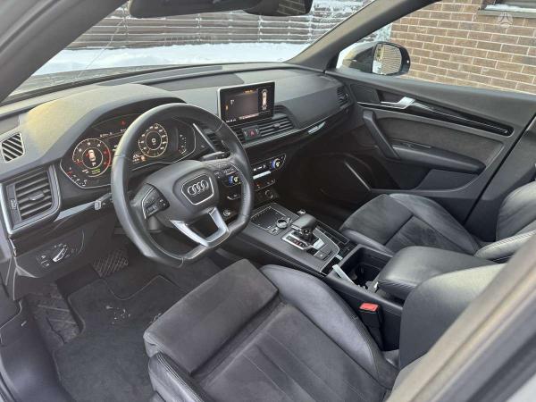 Pelēks Audi Q5 2020 Klaipėda, ar dzinēja tilpumu 1.97 L un nobraukumu 98 tūkst. km par 30450 €, foto 8 vietnē AUTOMOTO.COM.LV