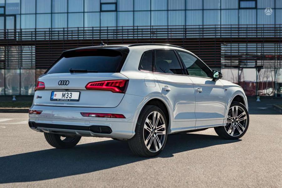 Grey Audi Q5 2020 in Klaipeda, with an engine capacity of 2.00 L and mileage of 59 thousand km for 28999 €, photo 16 on AUTOMOTO.COM.LV