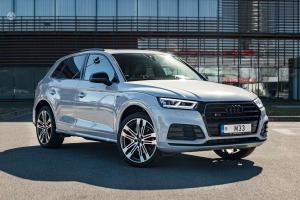 Grey Audi Q5 2020 in Klaipeda, with an engine capacity of 2.00 L and mileage of 59 thousand km for 28999 €, photo 4 on AUTOMOTO.COM.LV