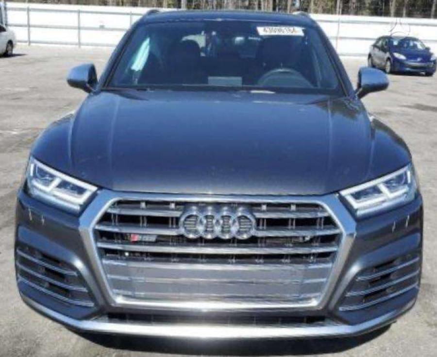Grey Audi Q5 2020 in Vilnius, with an engine capacity of 3.00 L and mileage of 104 thousand km for 29999 €, photo 24 on AUTOMOTO.COM.LV