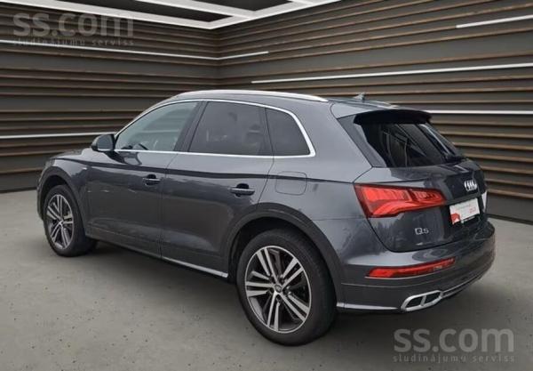 Grey Audi Q5 2020 in Tukums, with an engine capacity of 2.00 L and mileage of 187 thousand km for 29990 €, photo 2 on AUTOMOTO.COM.LV