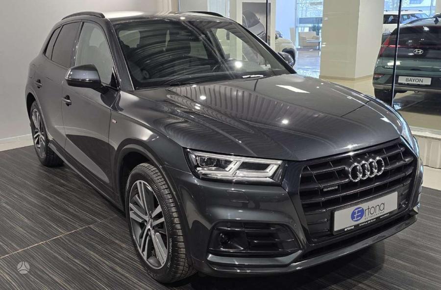Grey Audi Q5 2020 in Siauliai, with an engine capacity of 1.97 L and mileage of 78 thousand km for 29500 €, photo 7 on AUTOMOTO.COM.LV