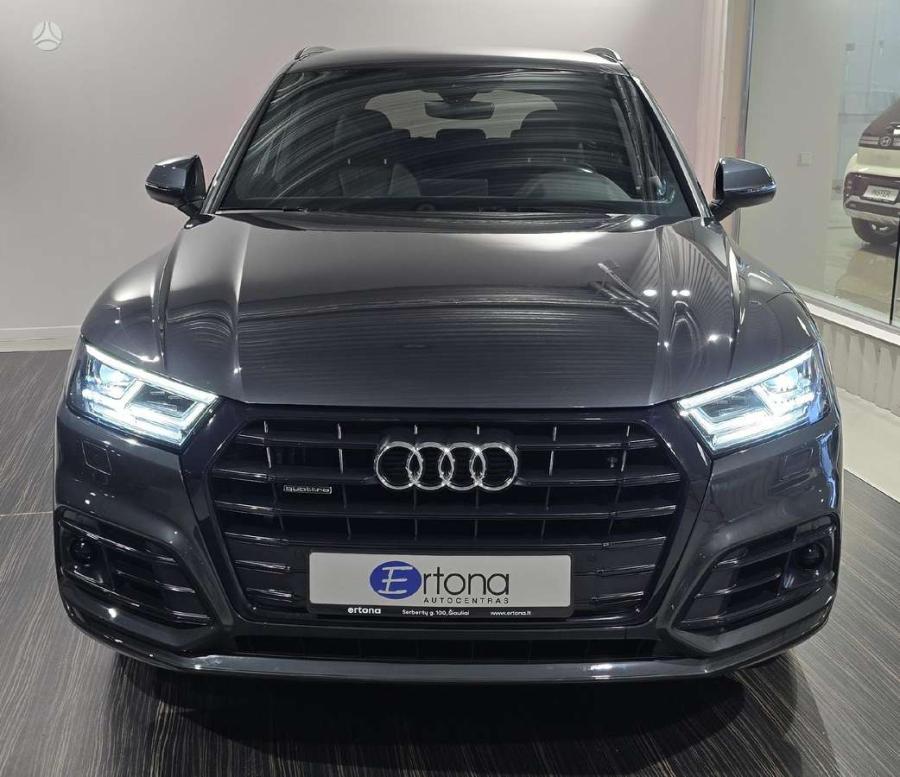 Grey Audi Q5 2020 in Siauliai, with an engine capacity of 1.97 L and mileage of 78 thousand km for 29500 €, photo 8 on AUTOMOTO.COM.LV