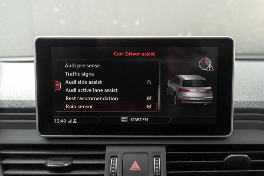 Grey Audi Q5 2020 in Vilnius, with an engine capacity of 2.00 L and mileage of 133 thousand km for 29100 €, photo 8 on AUTOMOTO.COM.LV