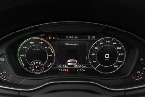 Grey Audi Q5 2020 in Vilnius, with an engine capacity of 2.00 L and mileage of 133 thousand km for 29100 €, photo 10 on AUTOMOTO.COM.LV