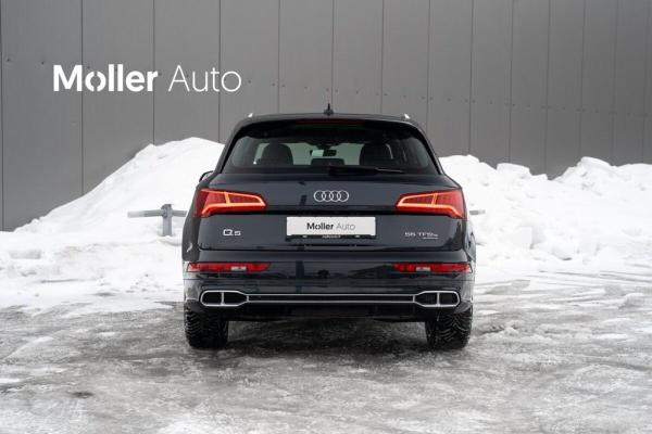 Grey Audi Q5 2020 in Vilnius, with an engine capacity of 2.00 L and mileage of 158 thousand km for 26600 €, photo 5 on AUTOMOTO.COM.LV