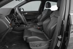Pelēks Audi Q5 2020 Viļņa, ar dzinēja tilpumu 2.00 L un nobraukumu 158 tūkst. km par 26600 €, foto 9 vietnē AUTOMOTO.COM.LV