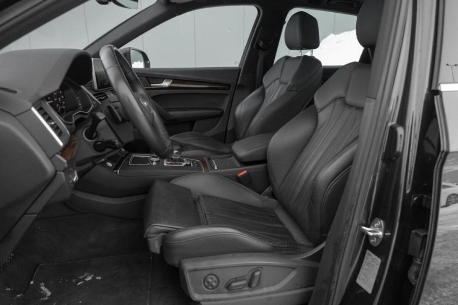 Pelēks Audi Q5 2020 Viļņa, ar dzinēja tilpumu 2.00 L un nobraukumu 158 tūkst. km par 26600 €, foto 9 vietnē AUTOMOTO.COM.LV