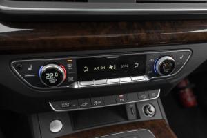 Pelēks Audi Q5 2020 Viļņa, ar dzinēja tilpumu 2.00 L un nobraukumu 158 tūkst. km par 26600 €, foto 12 vietnē AUTOMOTO.COM.LV