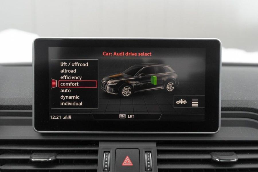 Pelēks Audi Q5 2020 Viļņa, ar dzinēja tilpumu 2.00 L un nobraukumu 158 tūkst. km par 26600 €, foto 18 vietnē AUTOMOTO.COM.LV