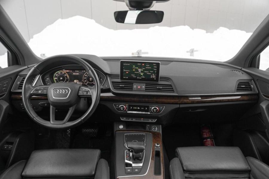 Pelēks Audi Q5 2020 Viļņa, ar dzinēja tilpumu 2.00 L un nobraukumu 158 tūkst. km par 26600 €, foto 24 vietnē AUTOMOTO.COM.LV