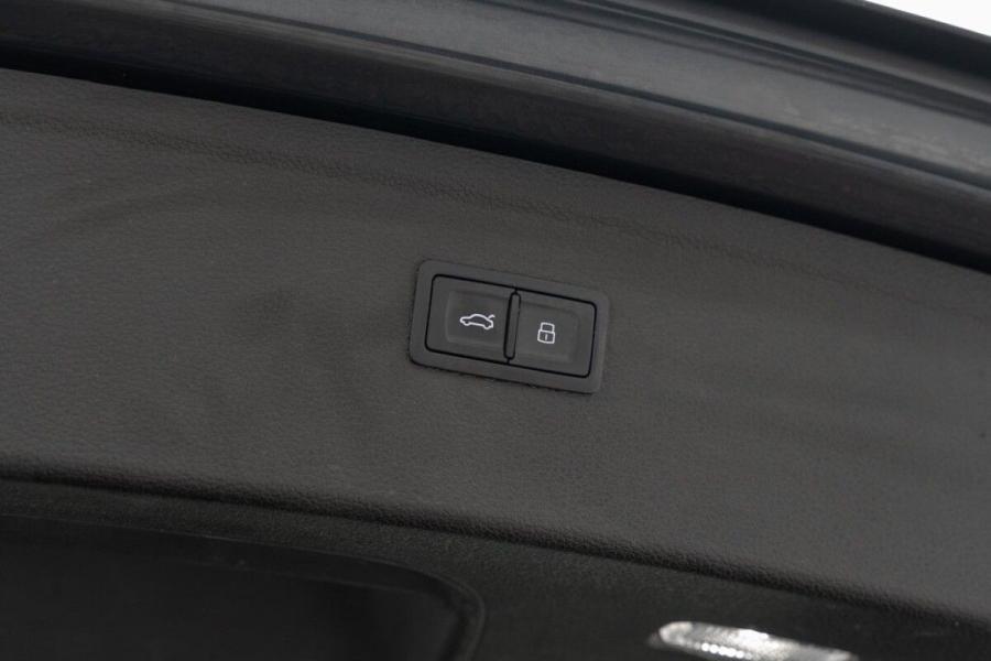 Pelēks Audi Q5 2020 Viļņa, ar dzinēja tilpumu 2.00 L un nobraukumu 158 tūkst. km par 26600 €, foto 28 vietnē AUTOMOTO.COM.LV