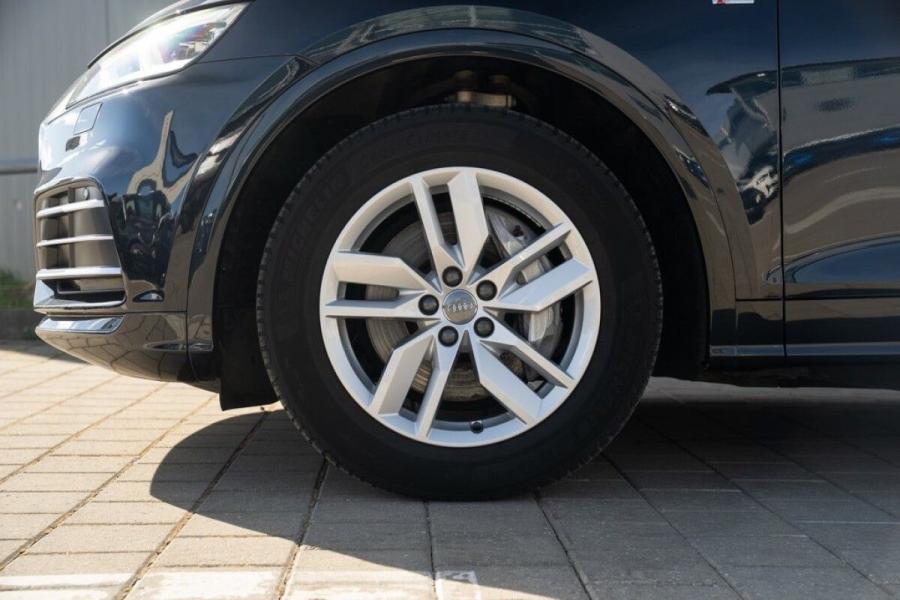 Pelēks Audi Q5 2020 Viļņa, ar dzinēja tilpumu 2.00 L un nobraukumu 158 tūkst. km par 26600 €, foto 33 vietnē AUTOMOTO.COM.LV