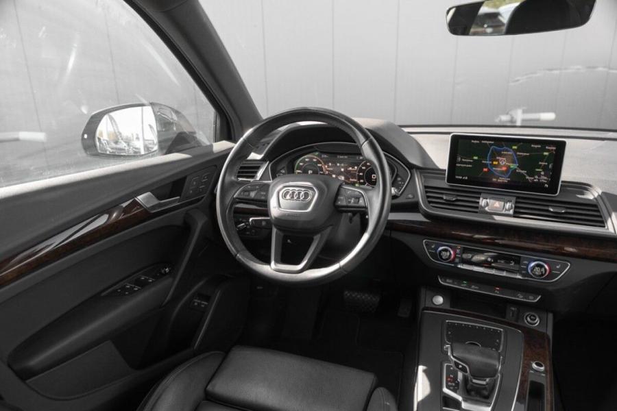 Pelēks Audi Q5 2020 Viļņa, ar dzinēja tilpumu 2.00 L un nobraukumu 158 tūkst. km par 26600 €, foto 43 vietnē AUTOMOTO.COM.LV