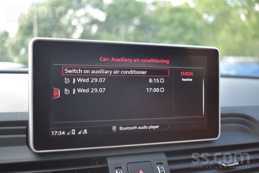 Grey Audi Q5 2020 in Kuldiga, with an engine capacity of 2.00 L and mileage of 0 thousand km for 39990 €, photo 16 on AUTOMOTO.COM.LV