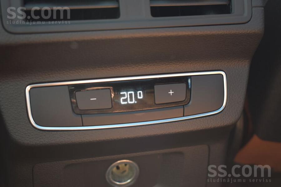 Grey Audi Q5 2020 in Kuldiga, with an engine capacity of 2.00 L and mileage of 0 thousand km for 39990 €, photo 27 on AUTOMOTO.COM.LV