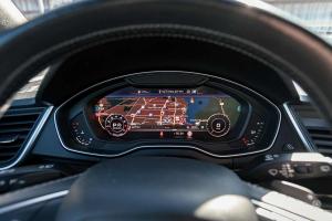 Серый Ауди Ку 5 2020 в Клайпеда, объемом двигателя 2.00 л и пробегом 62 тыс. км за 26999 €, фото 29 на AUTOMOTO.COM.LV