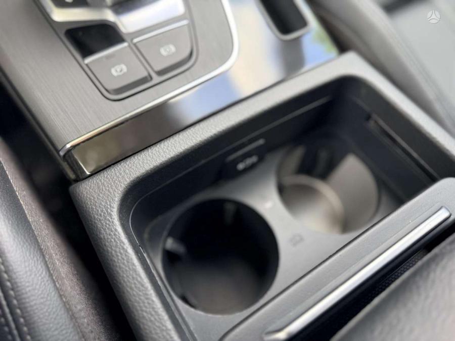 Pelēks Audi Q5 2020 Ukmergė, ar dzinēja tilpumu 1.98 L un nobraukumu 198 tūkst. km par 22750 €, foto 15 vietnē AUTOMOTO.COM.LV