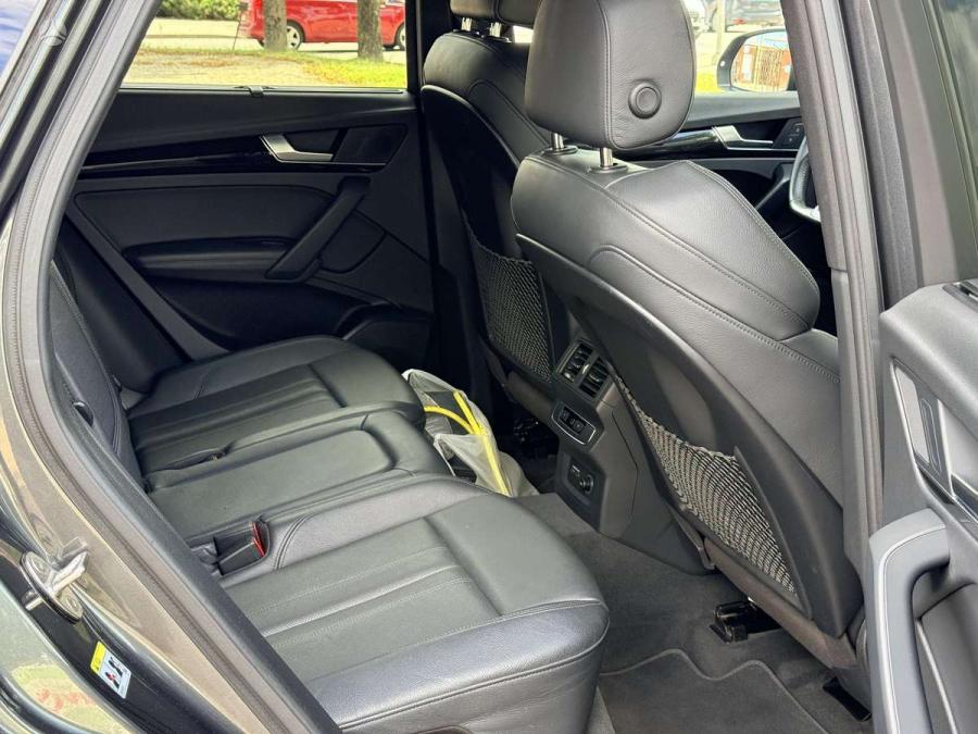 Pelēks Audi Q5 2020 Ukmergė, ar dzinēja tilpumu 1.98 L un nobraukumu 198 tūkst. km par 22750 €, foto 18 vietnē AUTOMOTO.COM.LV
