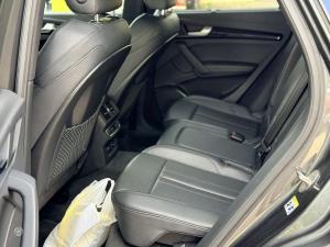Pelēks Audi Q5 2020 Ukmergė, ar dzinēja tilpumu 1.98 L un nobraukumu 198 tūkst. km par 22750 €, foto 19 vietnē AUTOMOTO.COM.LV