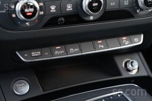 Pelēks Audi Q5 2020 Rīga, ar dzinēja tilpumu 3.00 L un nobraukumu 203 tūkst. km par 24990 €, foto 26 vietnē AUTOMOTO.COM.LV