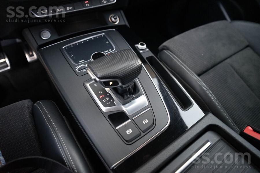 Pelēks Audi Q5 2020 Rīga, ar dzinēja tilpumu 3.00 L un nobraukumu 203 tūkst. km par 24990 €, foto 27 vietnē AUTOMOTO.COM.LV