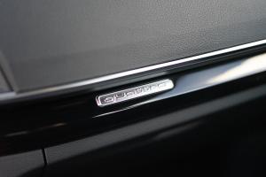 Grey Audi Q5 2020 in Riga, with an engine capacity of 3.00 L and mileage of 203 thousand km for 24990 €, photo 29 on AUTOMOTO.COM.LV