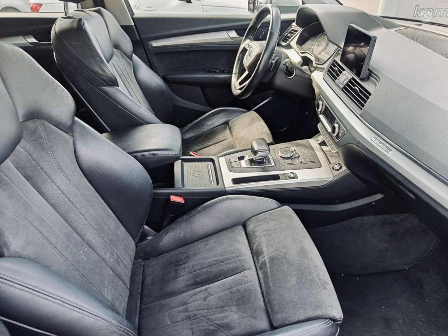 Grey Audi Q5 2020 in Utena, with an engine capacity of 2.97 L and mileage of 313 thousand km for 19950 €, photo 3 on AUTOMOTO.COM.LV