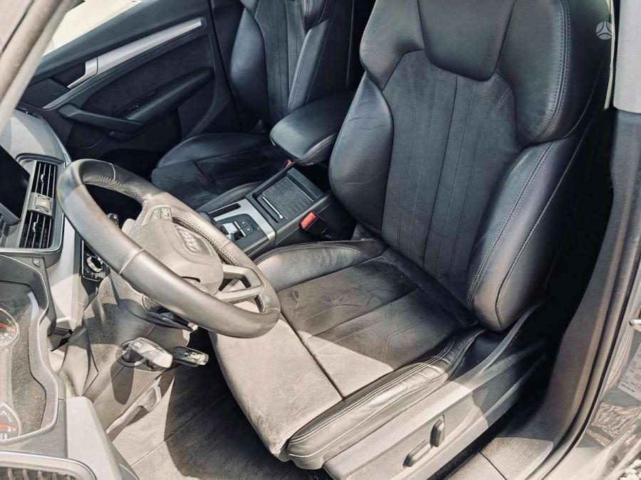 Grey Audi Q5 2020 in Utena, with an engine capacity of 2.97 L and mileage of 313 thousand km for 19950 €, photo 7 on AUTOMOTO.COM.LV