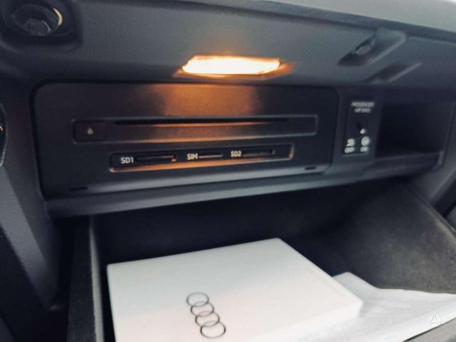 Grey Audi Q5 2020 in Utena, with an engine capacity of 2.97 L and mileage of 313 thousand km for 19950 €, photo 17 on AUTOMOTO.COM.LV