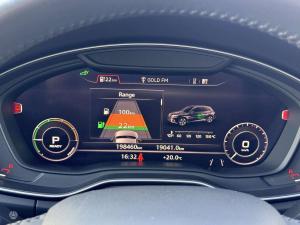 Grey Audi Q5 2020 in Ukmerge, with an engine capacity of 1.98 L and mileage of 198 thousand km for 21950 €, photo 15 on AUTOMOTO.COM.LV