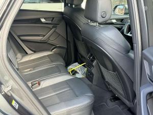 Grey Audi Q5 2020 in Ukmerge, with an engine capacity of 1.98 L and mileage of 198 thousand km for 21950 €, photo 20 on AUTOMOTO.COM.LV