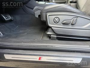 Grey Audi Q5 2020 in Ogre, with an engine capacity of 2.00 L and mileage of 45 thousand km for 30900 €, photo 40 on AUTOMOTO.COM.LV