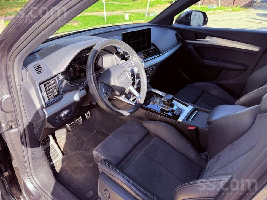 Grey Audi Q5 2020 in Ogre, with an engine capacity of 2.00 L and mileage of 45 thousand km for 30900 €, photo 13 on AUTOMOTO.COM.LV