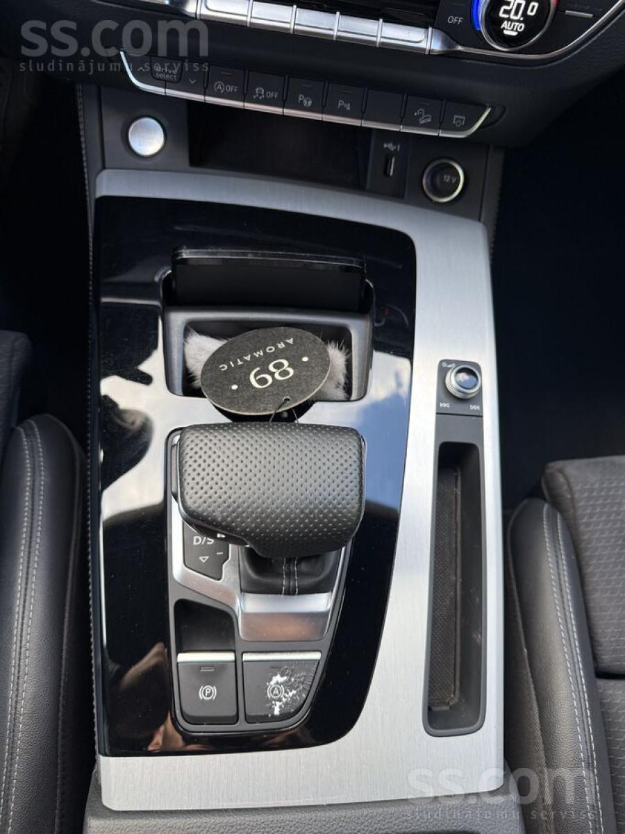 Grey Audi Q5 2020 in Ogre, with an engine capacity of 2.00 L and mileage of 45 thousand km for 30900 €, photo 20 on AUTOMOTO.COM.LV